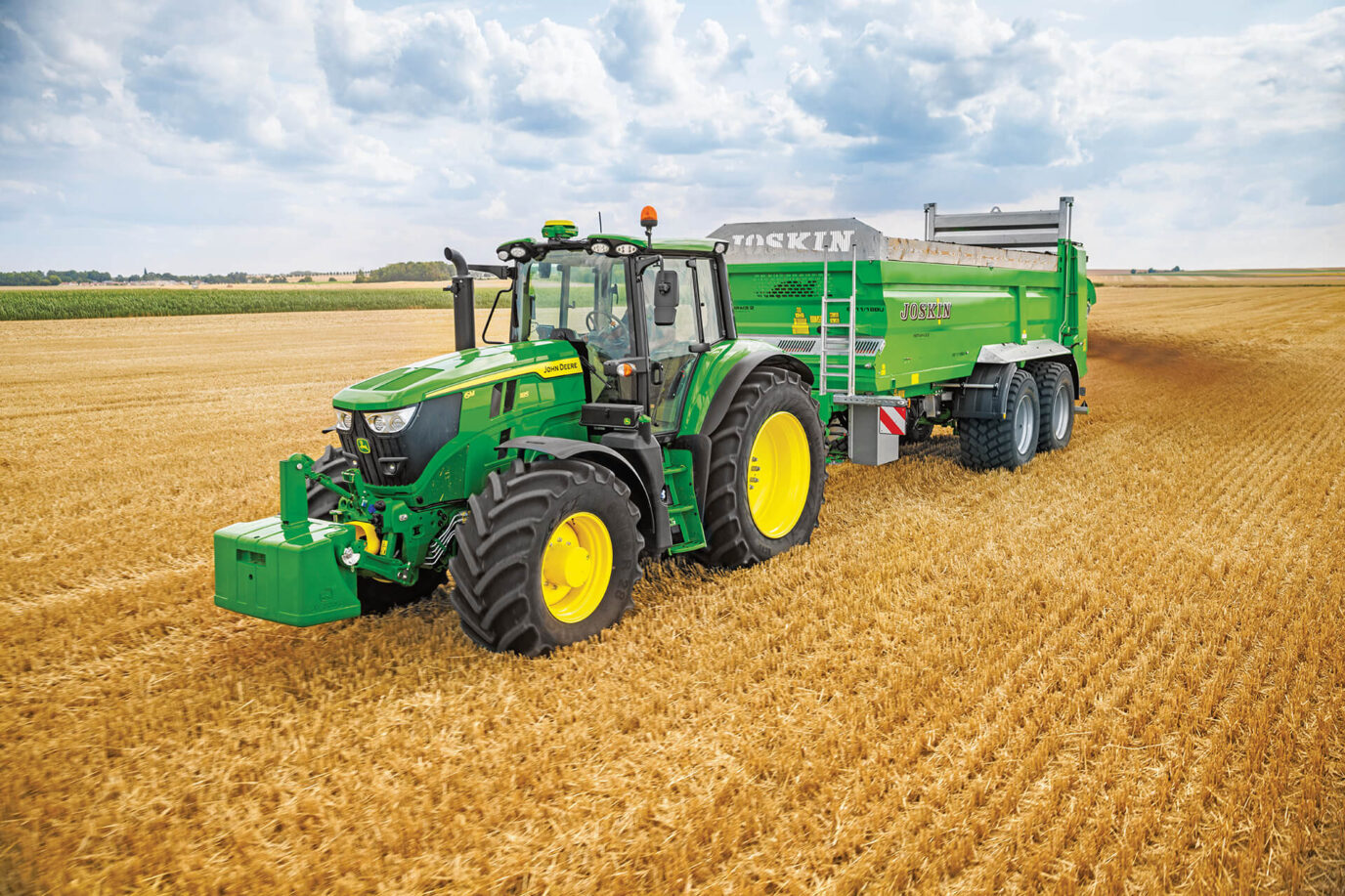 Stark, schnell und intuitiv, das sind die neuen John Deere Traktoren ...